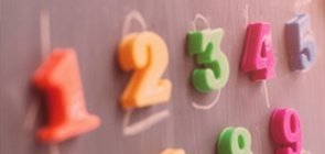 Identificar quantidades e símbolos numéricos