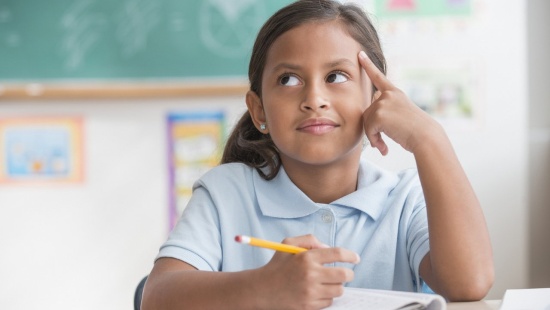 Escrita espontânea na alfabetização: o que significa e como aplicá-la ...